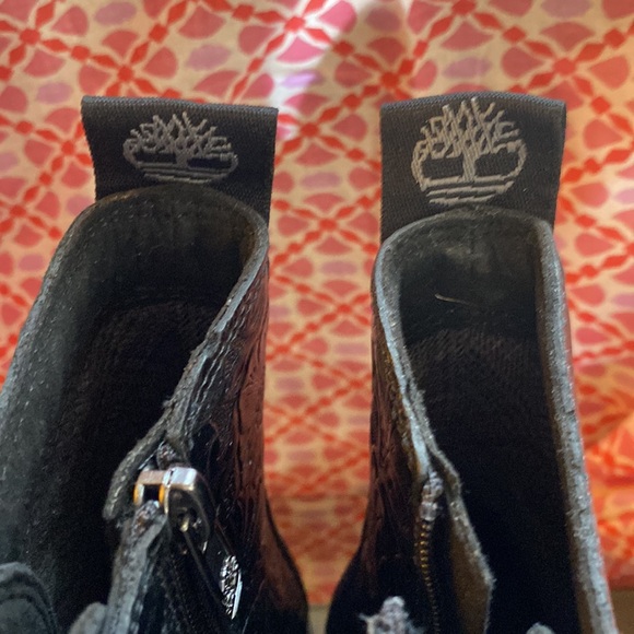 Timberland | Shoes | Timberland Black Beautiful Textured Print Leather ...